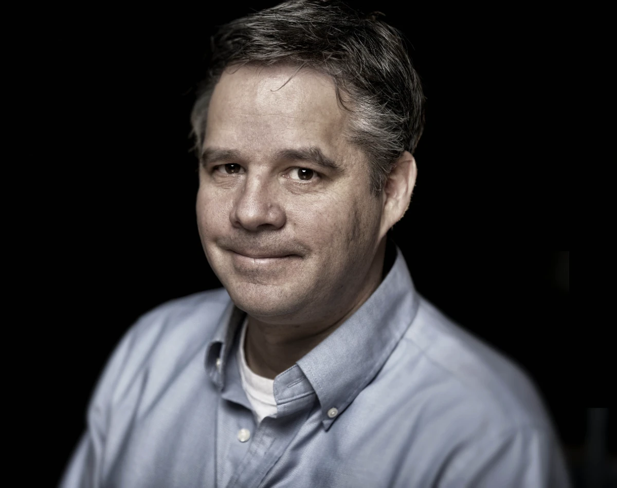 Escritor Mark Alan Miller - Hermida Editores